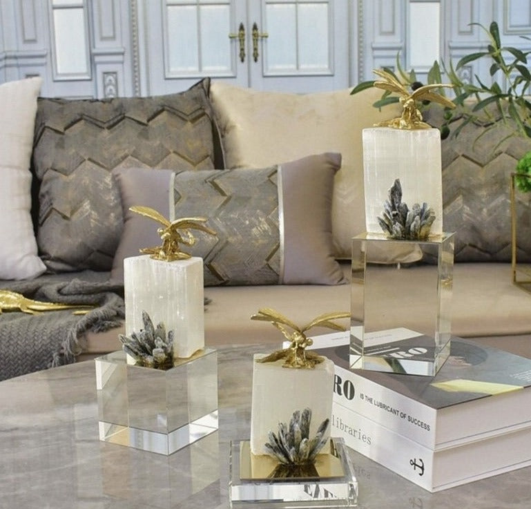 Modern Design Splendid Crystal Showpiece – Lixra.com